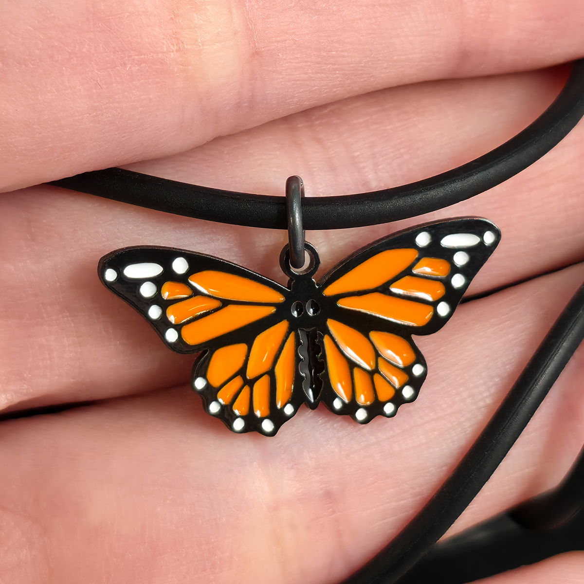 Monarch Butterfly Necklace – Metal Lotus