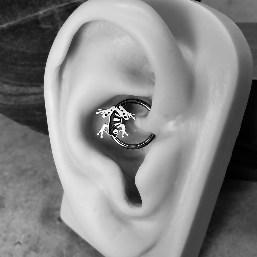 Tree Frog Septum + Daith Ring – Metal Lotus